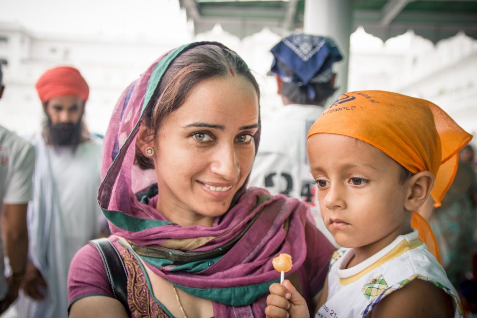 Better Global Poverty with Foreign Investment or Foreign Aid