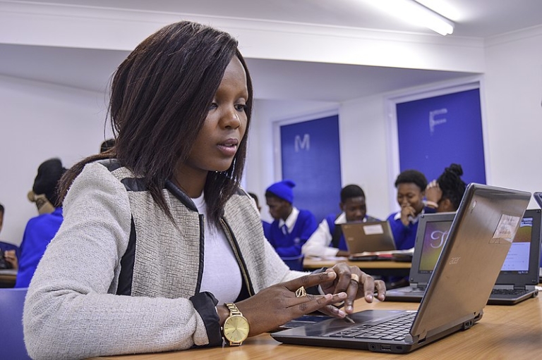 Mukuru and WeThinkCode Teach African Women How To Code - The Borgen Project