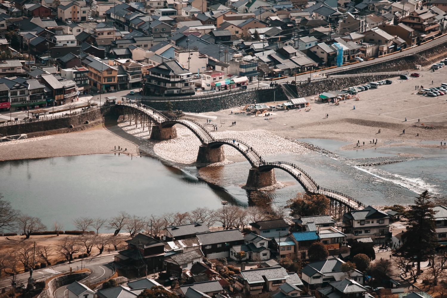 A Look at Sanya: Biggest Slum in Tokyo - The Borgen Project