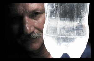 The Mechanic Who Is Lighting Up the World - The Borgen Project