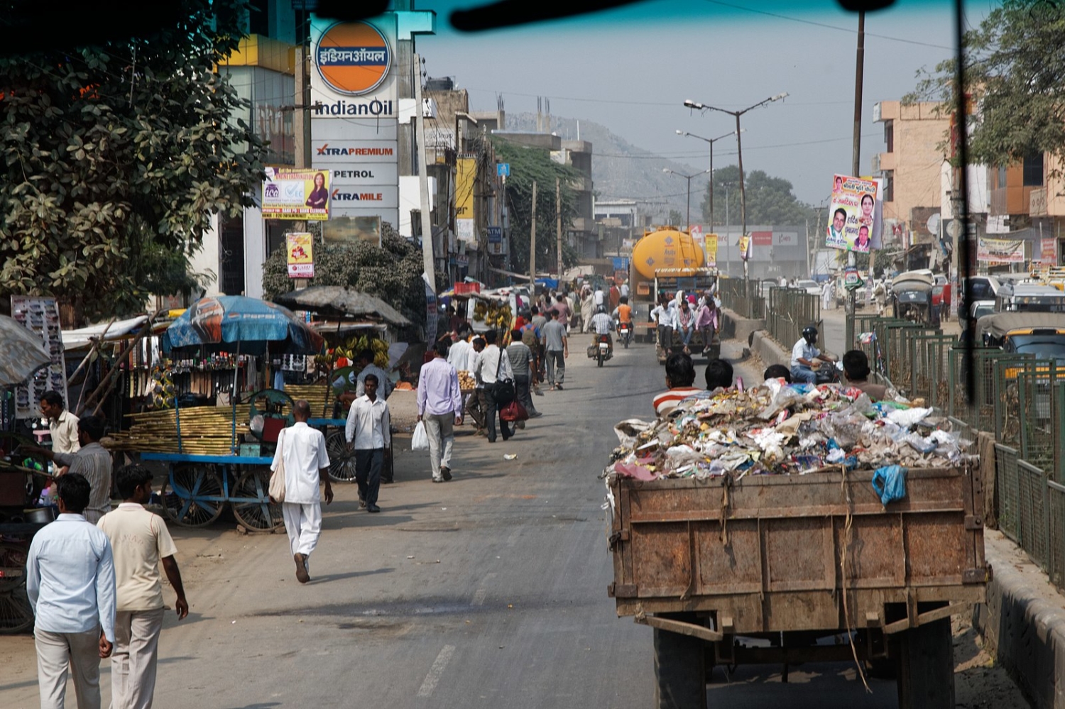 How India’s Waste Management System is Causing Health Issues - The ...