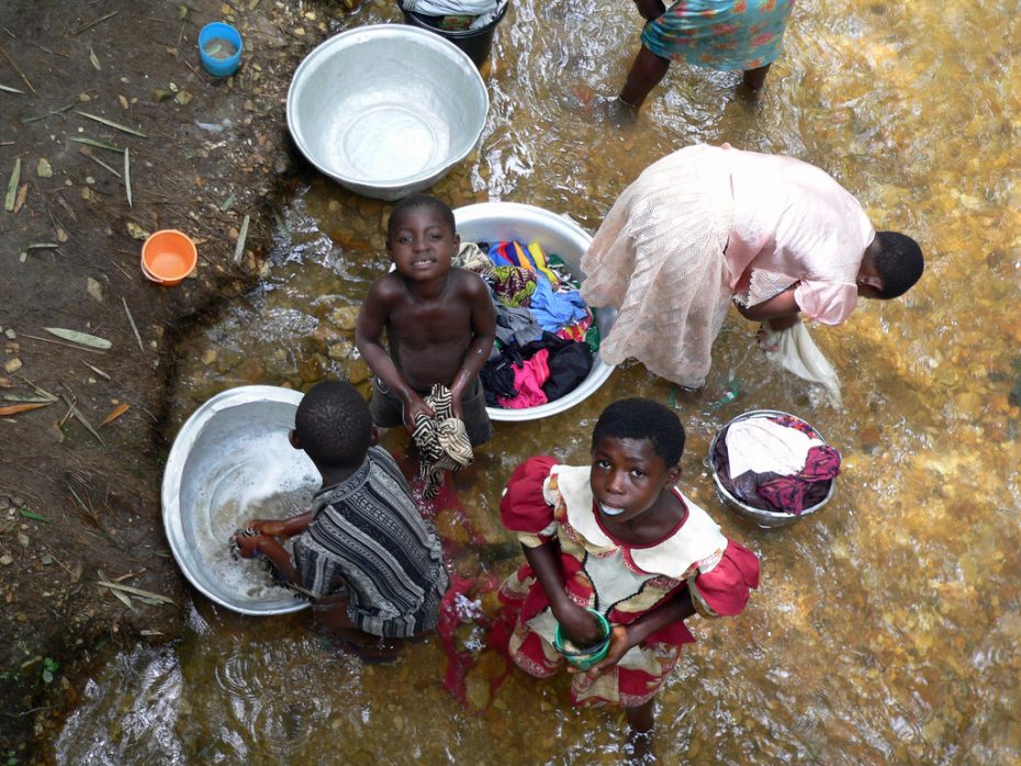 Social Investment Fund Tackles Poverty in Ghana's "Seven Origons"