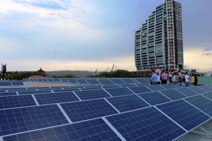 5 Solutions to Pollution That Are Creating Jobs - The Borgen Project