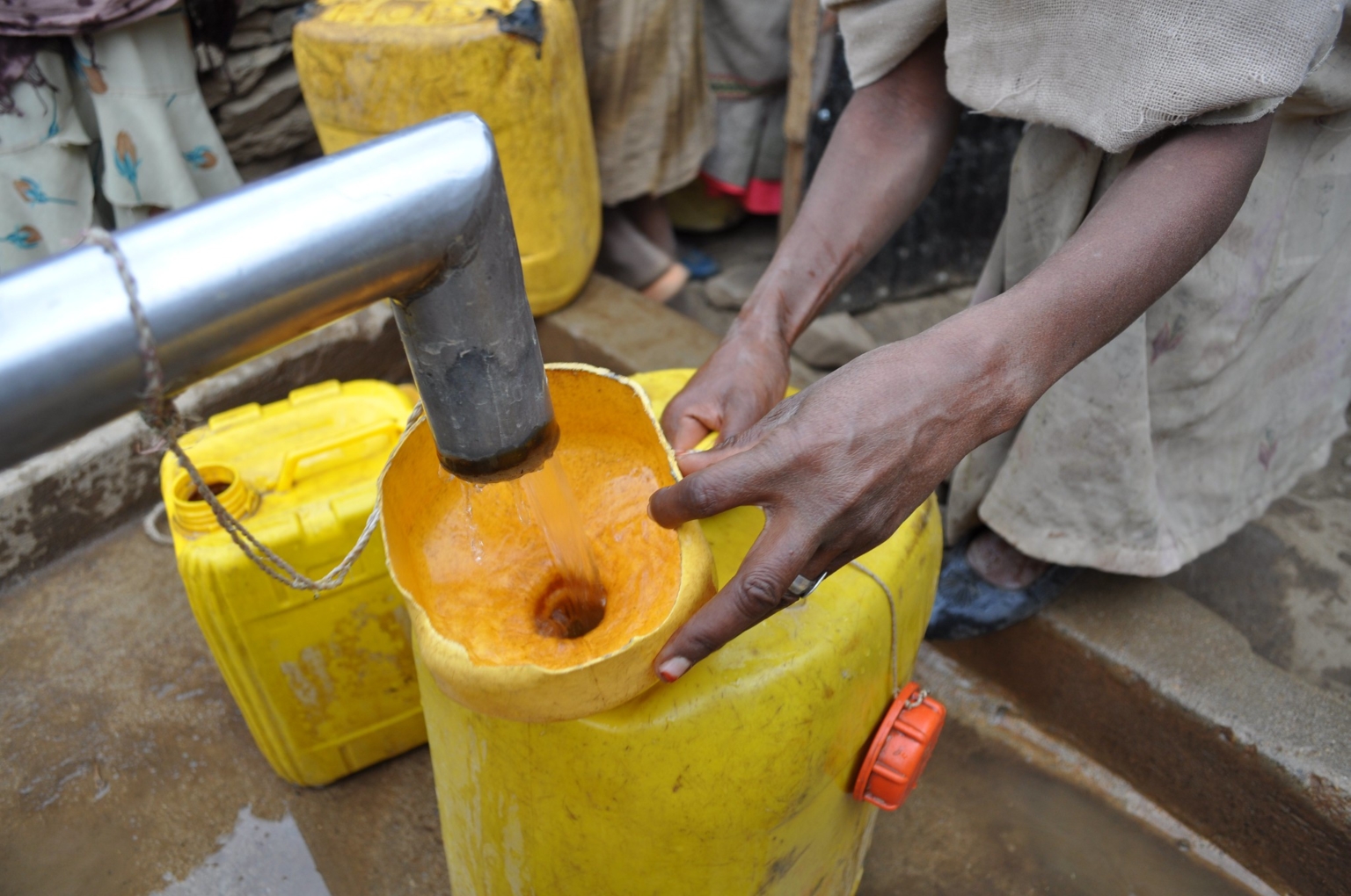 Women and Water Scarcity in Ethiopia - The Borgen Project
